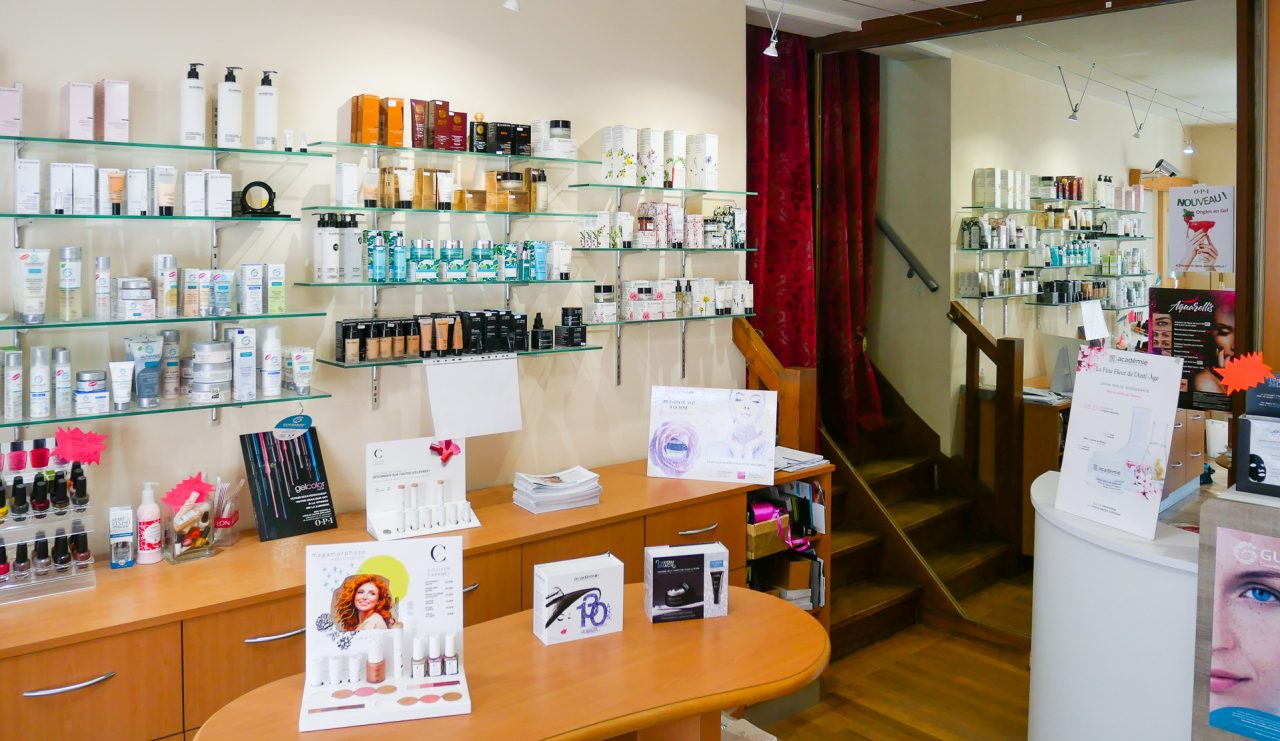 Soin visage et massage dos - Tiphanie - Institut de beauté Azay Le ...